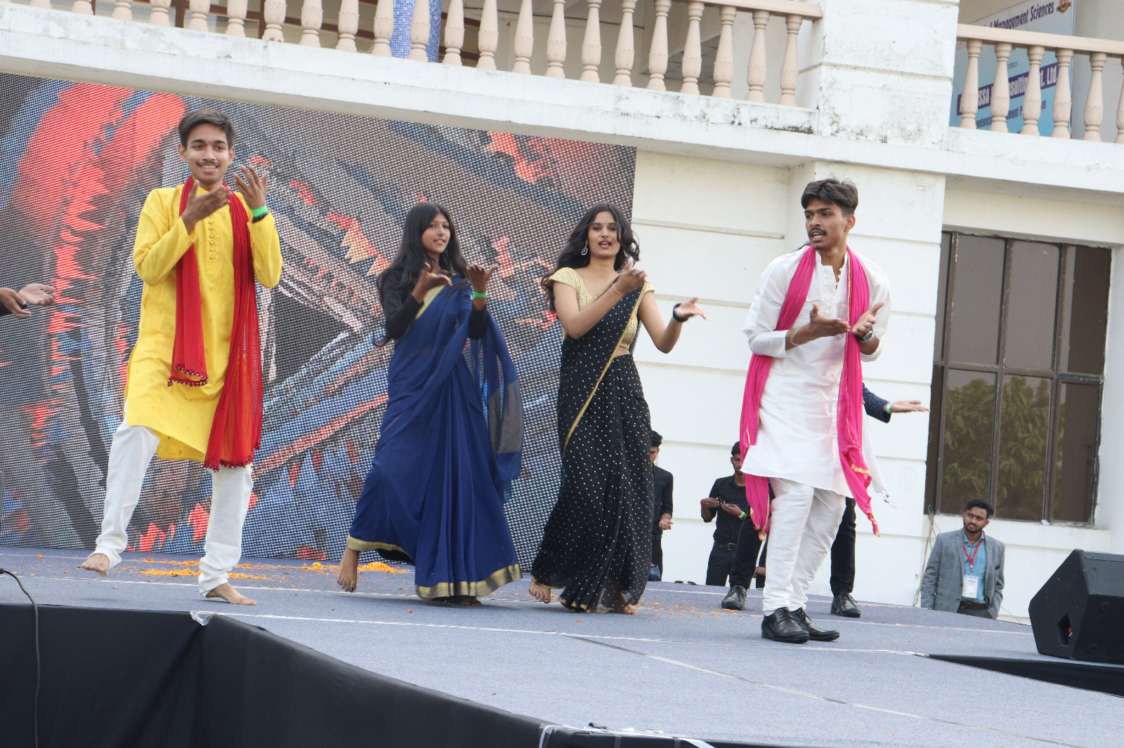 SMS Lucknow: School of Management Sciences | Top B.Tech/MBA College in ...